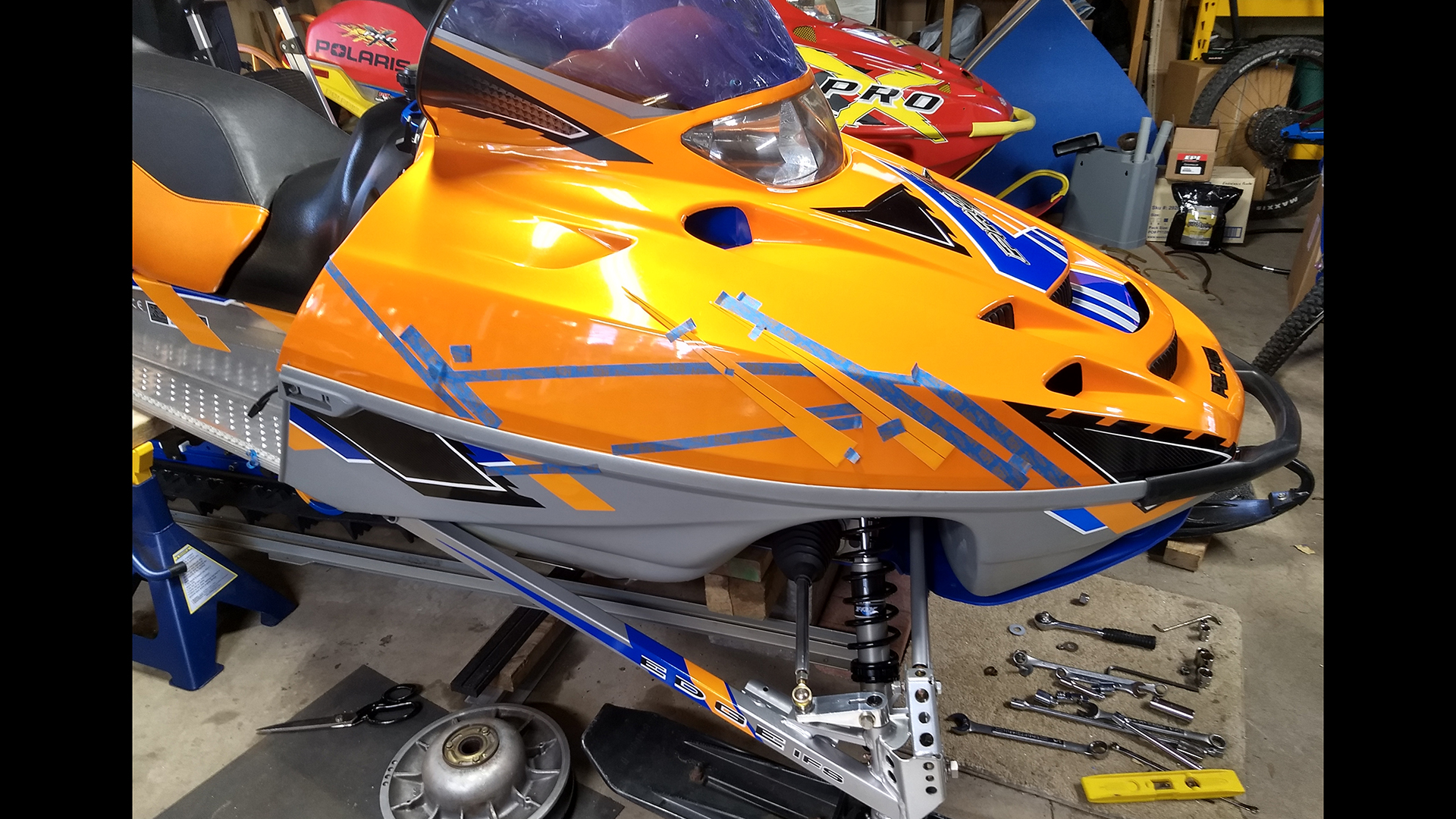 2003 Polaris RMK 700 - Dennis Kirk - Sled Build